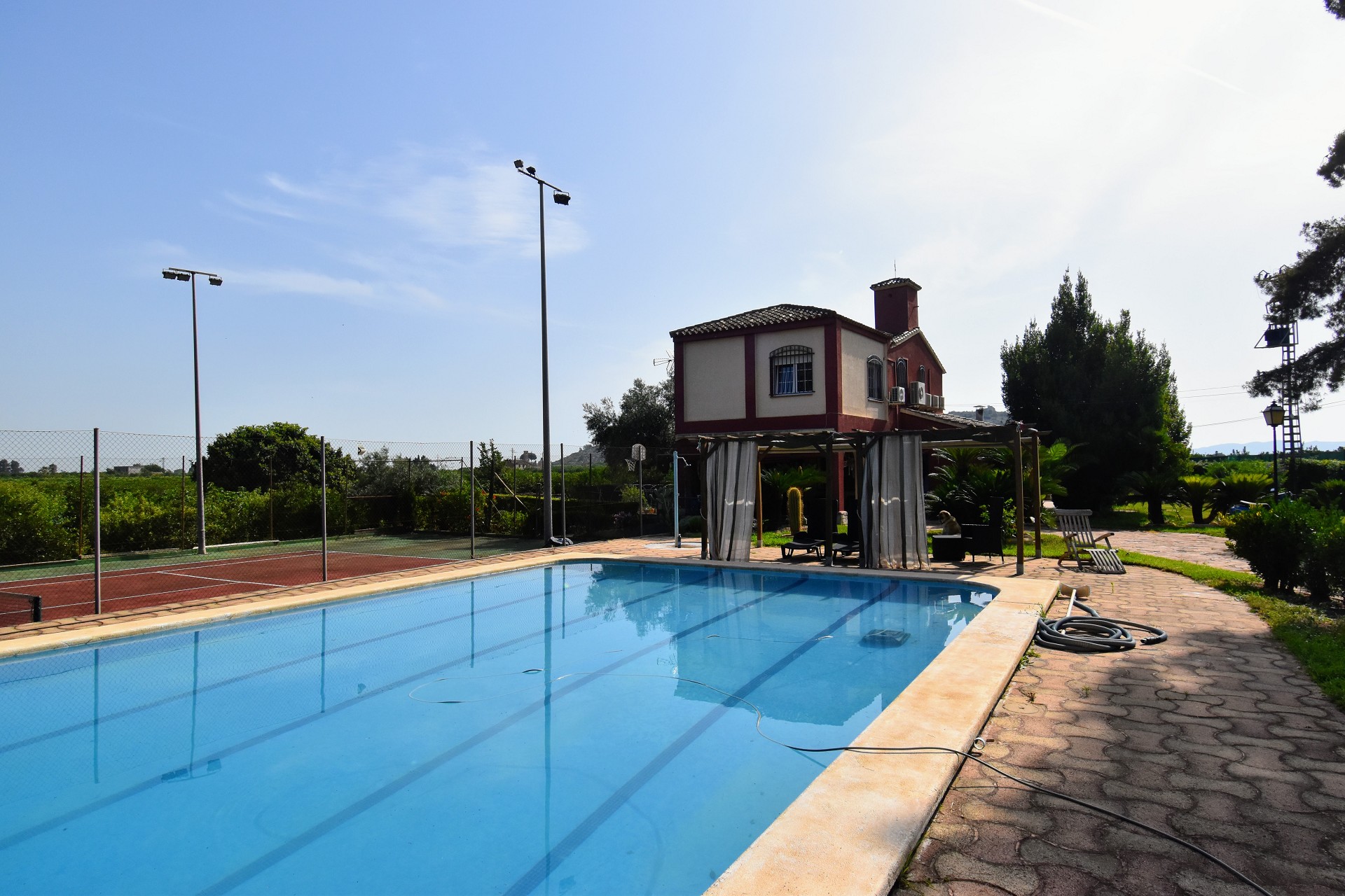 Villa in Alzira, Valencia For Sale